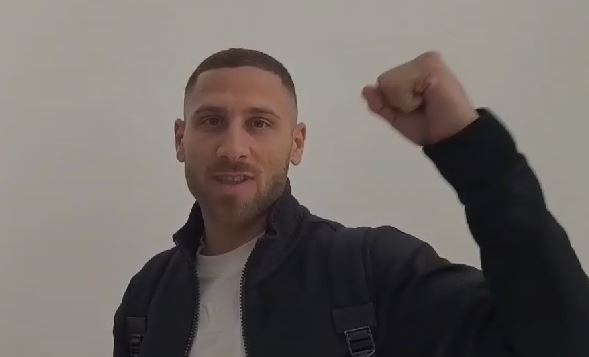 Salernitana, il bomber Shon Weissman è arrivato in città - La Città di ...